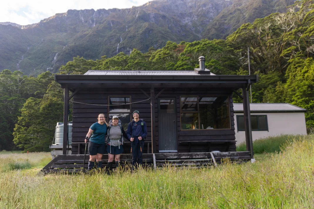 Top Forks Hut: Love Our Huts - Alice Adventuring
